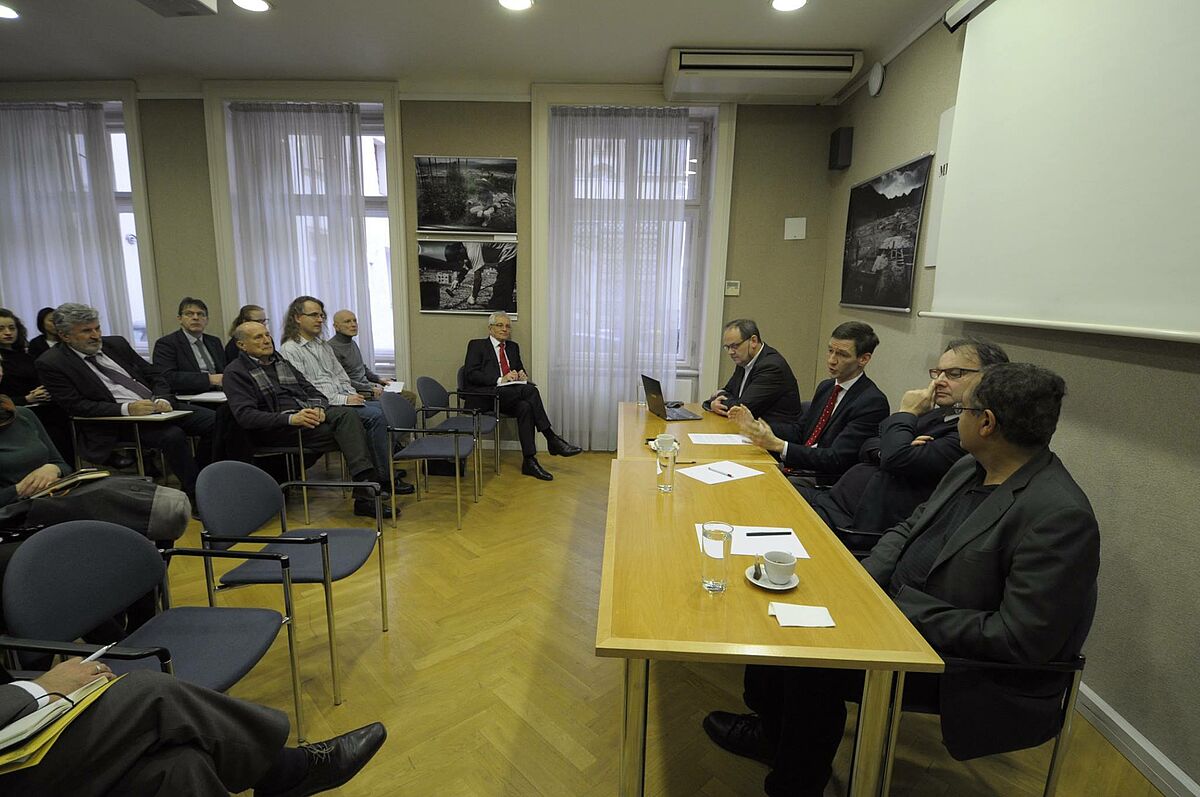 Franco-German Relations: The Engine of Integration or Balance of Power?